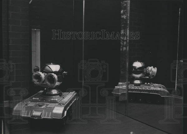 1984, Robots - abna39870 - Historic Images