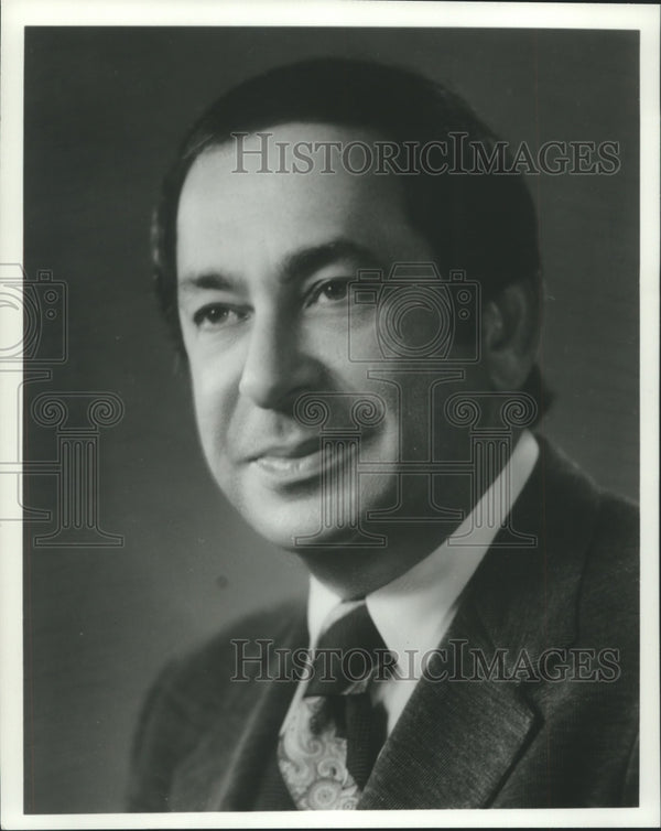 1975 Press Photo Banker Maurice Mann - abna40472 - Historic Images
