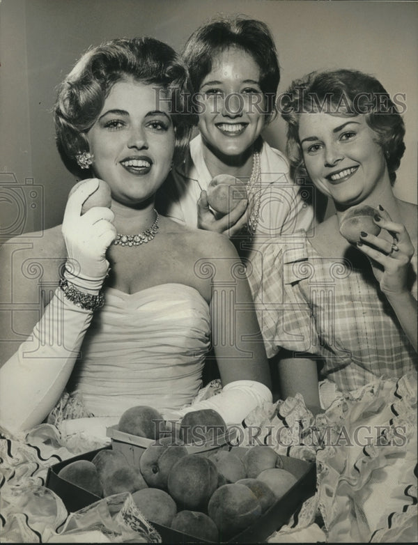 1961 Press Photo Pat Gooden, Becky McCullough, Ann Rush, Miss Alabama ...