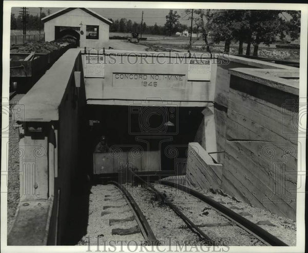 1957, Entrance or slope, Concord Alabama coal mine - abna43809 ...