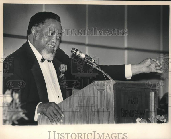 1985 Hosea Williams, Leader, Speaking at Civil Rights Reunion ...