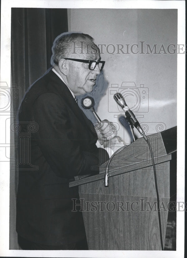 1971 Press Photo Bishop Kenneth W. Goodson, Clergyman - abno03539 ...