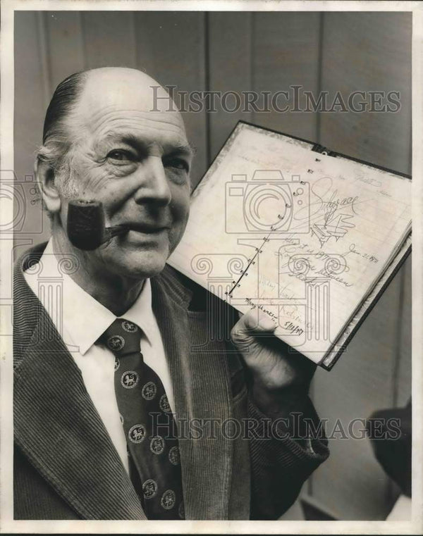 1977, Frank Merrill, Restaurant Owner with Liberace signature ...