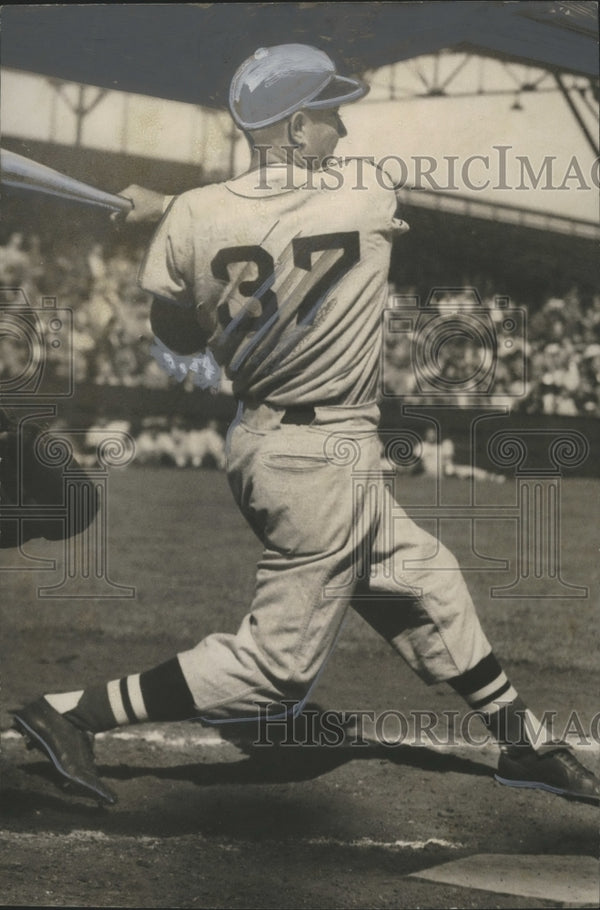 1956 Press Photo Boston Red Sox Baseball Team's Centerfielder Jim Pier ...