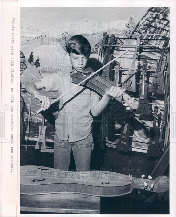 1975 St. Petersburg Florida Youth Flair Fiddler Dennis Craft Press Pho ...