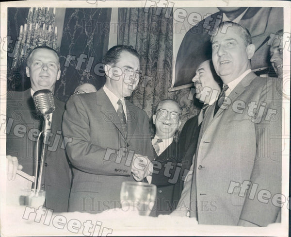 1956 US VP Nixon, Chicago Rabbi Louis Mann, IL Gov Stratton Press Phot ...