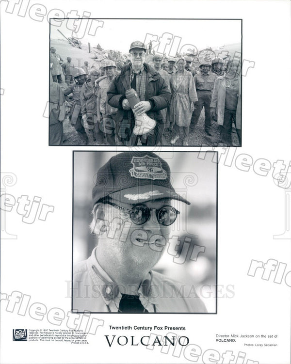 1997 British Director Mick Jackson Filming Volcano Press Photo adz351 ...