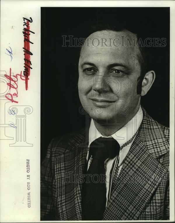 Richard A. Elmes - Historic Images