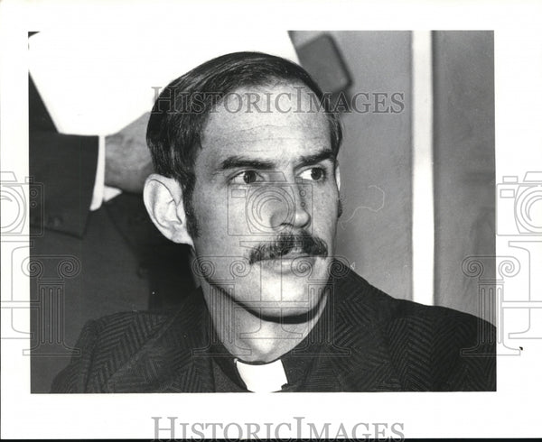 1980 Press Photo Rev David Fallon - Historic Images