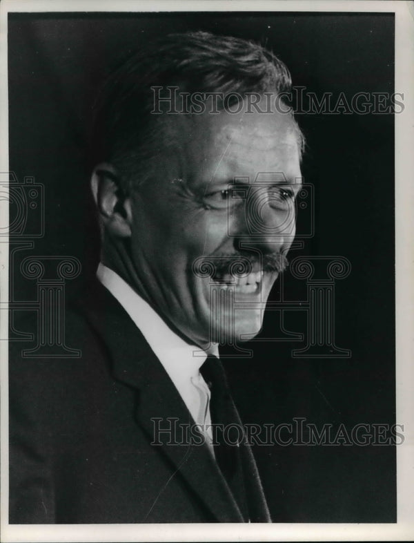 1965 Robert Manry - Historic Images