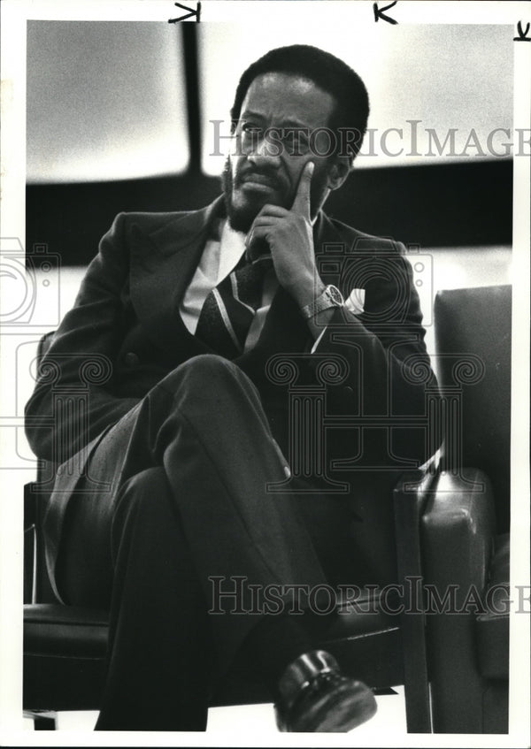 1984 Press Photo Dennis Serrette - cva40491 - Historic Images