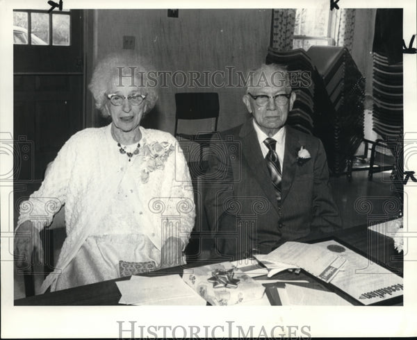 1983 Press Photo Bess & Leo Tinker - Historic Images