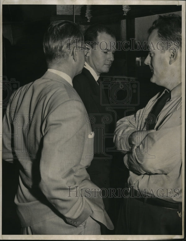 1954, Dr. Steve Sheppard, Dr. Sam Sheppard, and Deputy James Kilroy ...