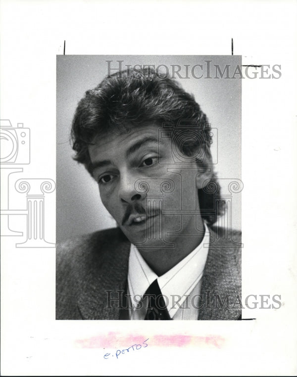 1989 Press Photo Mike McVay is a radio consultant - cvb18267 - Historic ...