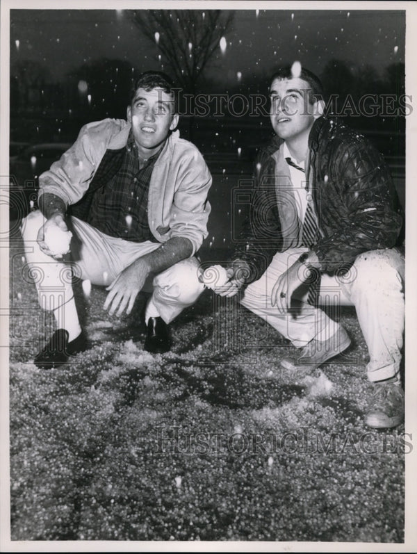 1962 Press Photo Steve Kane & Peter Bailey Gates at John Carroll Unive ...