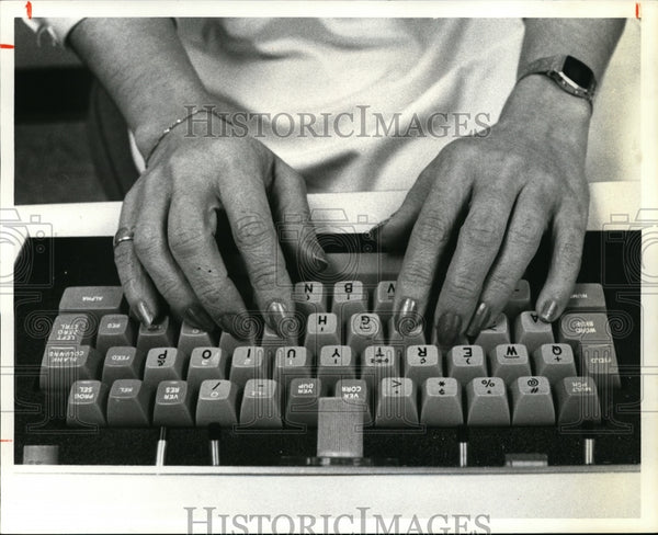 1981 Press Photo Computer Keyboard - cvb37806 - Historic Images