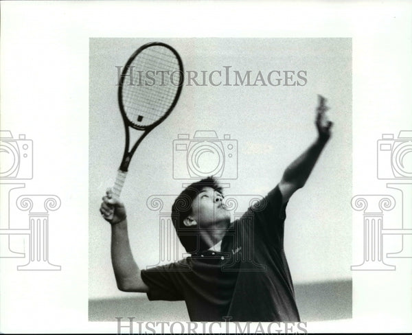 1989 Press Photo North Ridge Racquet Club. Mike Shin of Lake Ridge Aca ...