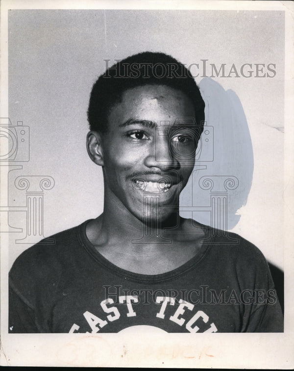 1970 Press Photo Sam Walker of East Tech Basketball - cvb43897 ...