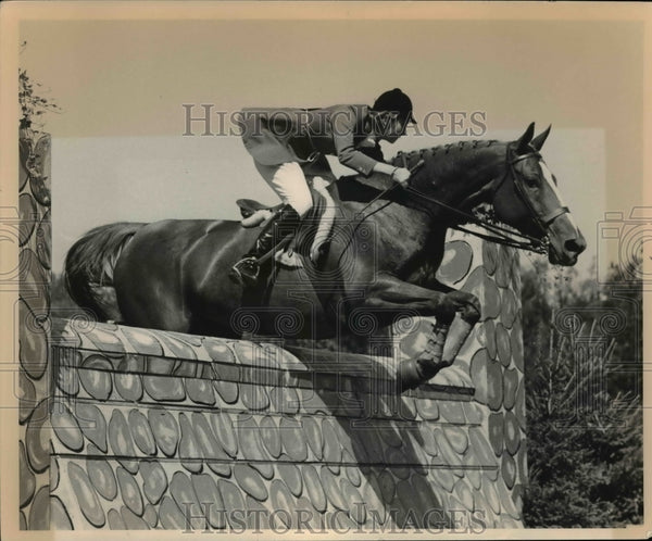 1969 Mary Mairs-champeau on Tomboy, 1965Cleveland Grand Prix winner ...