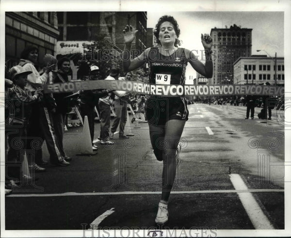 Cleveland Plain Dealer Tagged "Track And Field ----- Decathlon ...