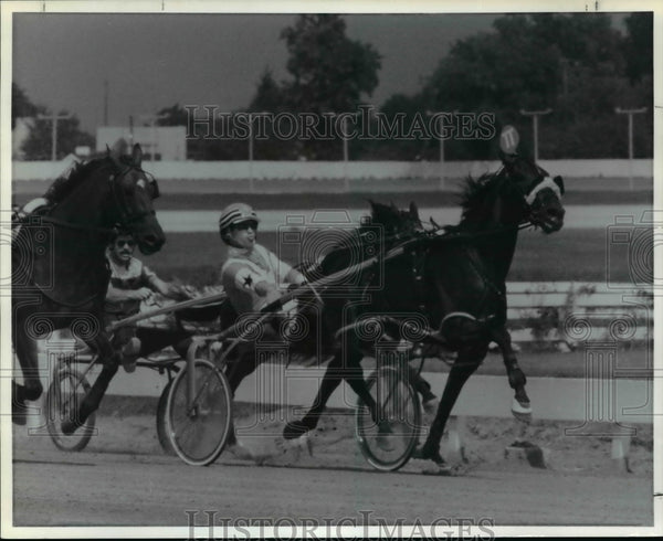 Press Photo Mike LaChance on his horse Matts Scooter - Historic Images