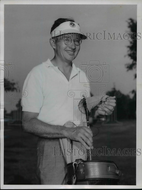 1961 Press Photo Harold Paddock Jr., pro pf the Moreland Hills course ...