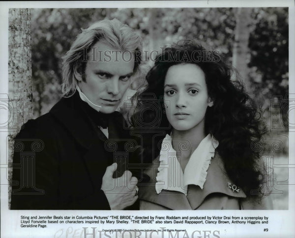 1985 Press Photo Sting and Jennifer Beals in The Bride - Historic Images