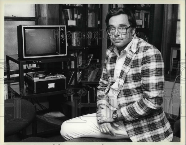 1983 Press Photo Dr. Richard Krugman Director of C. Henry Kempe Nation ...