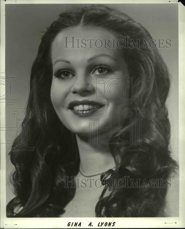 Press Photo Singer and Actress Gina Lyons - cvp36009 - Historic Images