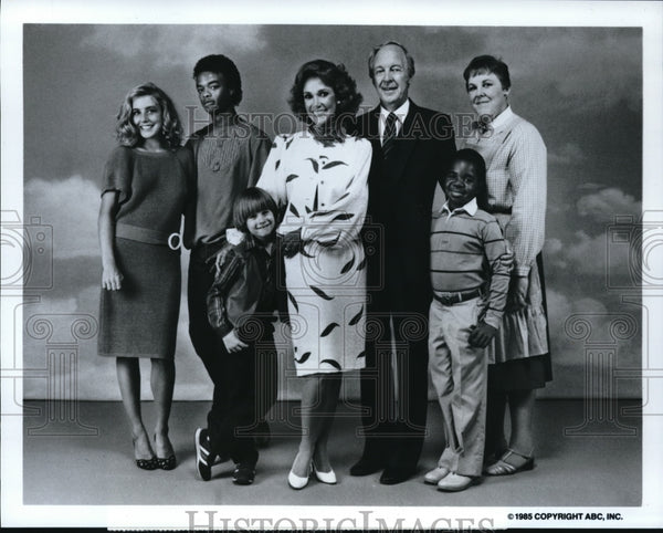 1985 Cast of Diff'rent Strokes - Historic Images