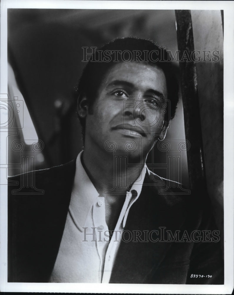 Undated Peter DeAnda in Cutter - cvp39958 - Historic Images