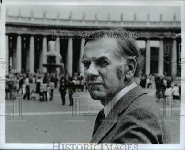 Press Photo Ronald Eyre, narrator of The Long Search - cvp63626 ...