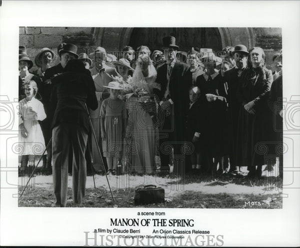 1988 Press Photo Manon of the Spring-Emmanuellt Beart and Hippolyte Gi ...