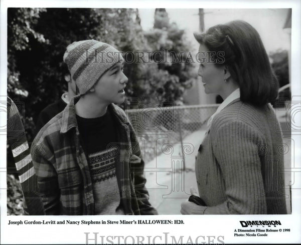 1998, Joseph Gordon-Levitt and Nancy Stephens in Halloween: H20 ...