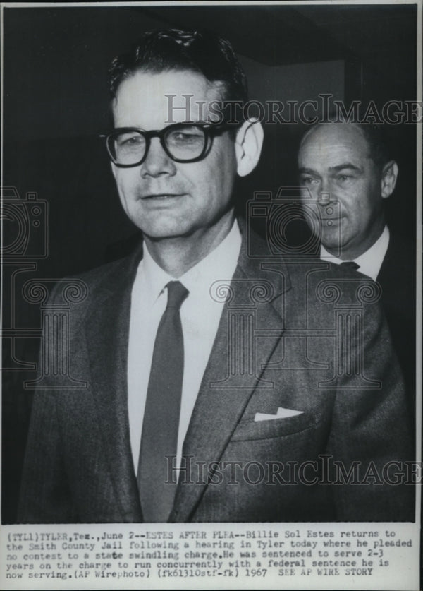 1967 Press Photo Billie Sol Estes at the Smith County jail after his h ...
