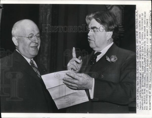 1941 Press Photo W.W. Inglis with John Lewis at the Union leaders conf ...