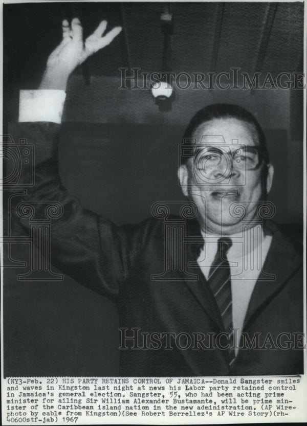 1967 Press Photo Donald Sangster Smiles and Waves in Kingston ...