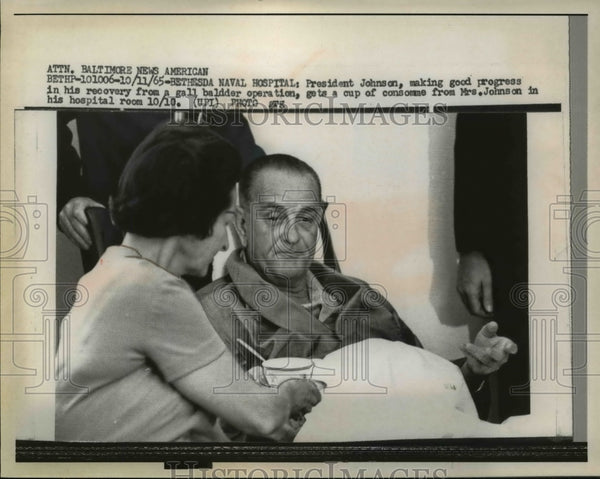 1965 Press Photo President Johnson recovering from a gall bladder oper ...
