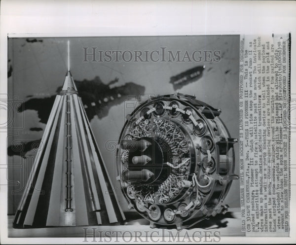 1958 Press Photo Payload package, Pioneer III atop the rocket Juno II ...