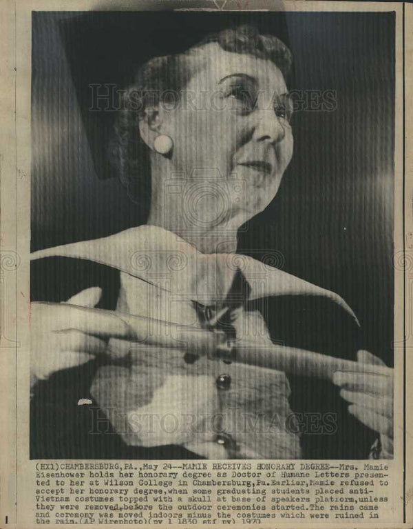 1970 Press Photo Doctor Mamie Eisenhower Wilson College - Historic Images