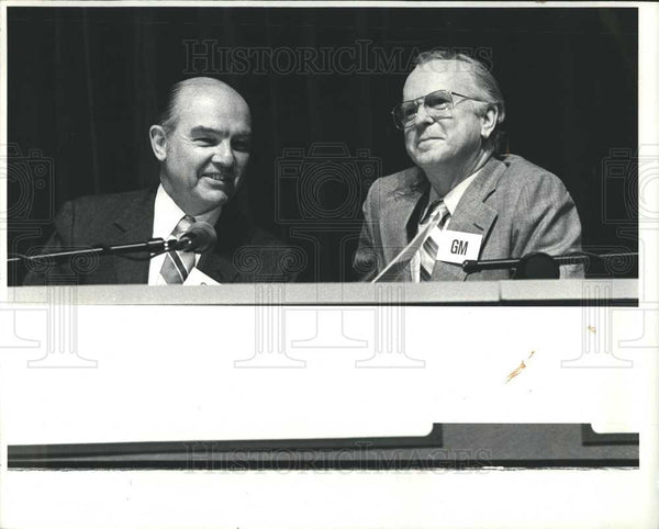 1981 Press Photo Roger Smith General Motors Chairman - Historic Images
