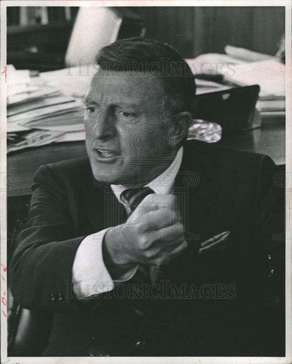 1969 Press Photo Lou Gordon TV Commentator Illness - Historic Images