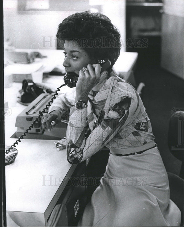 1975 Doris Biscoe TV News - Historic Images