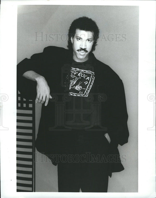 1986 Uplifting show for Lionel Richie fans - Historic Images