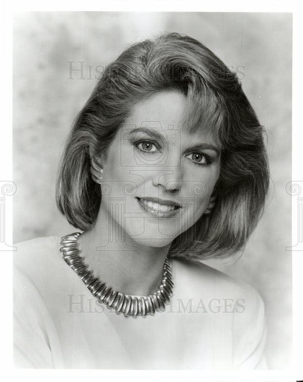 1990 Paula Zahn CBS This Morning Anchor - Historic Images