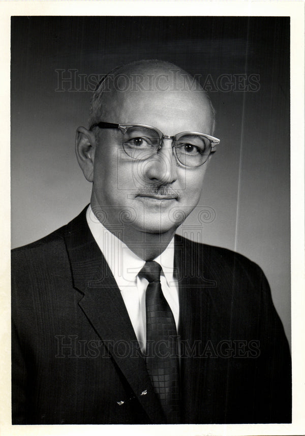 1973 Dr.Wayne H. Buell - Historic Images