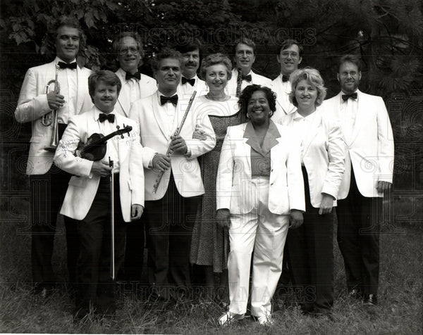 1990 The Lyric Chamber Ensemble - Historic Images