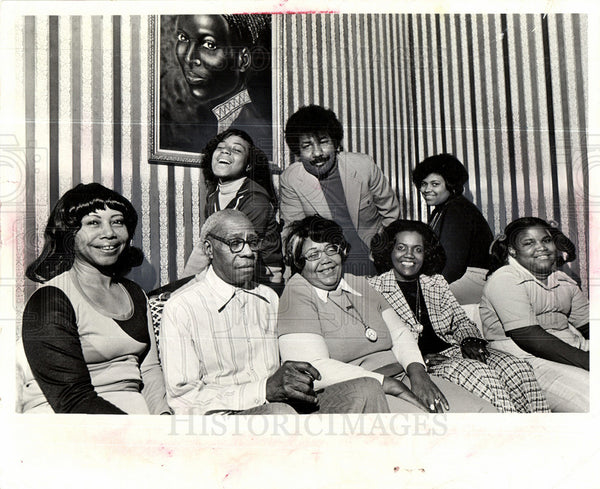 1975 Mother Waddles - Historic Images