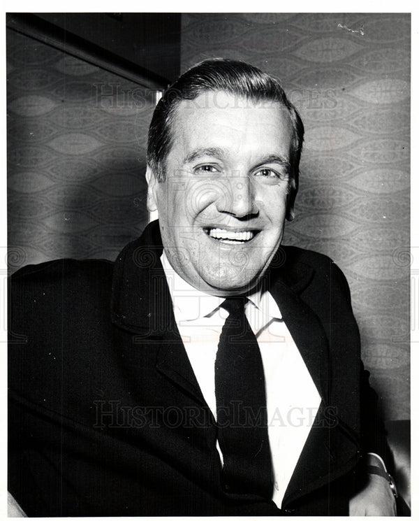 1965 Digby Wolfe actor - Historic Images