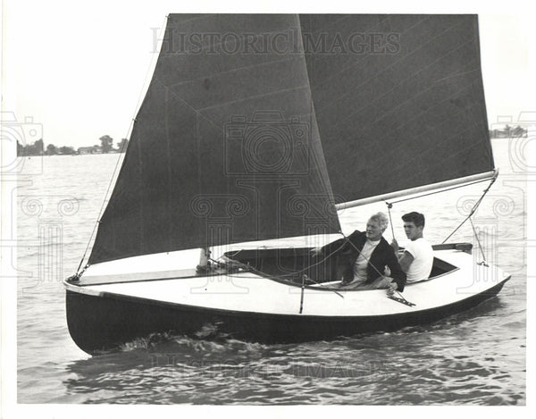 1956, Paul Henrickson - Historic Images